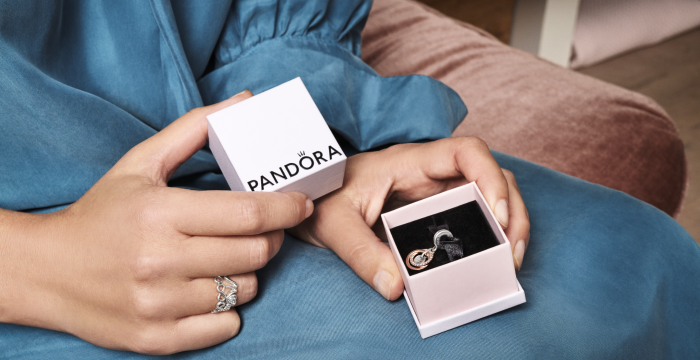 Buy Now, Pay Later at Pandora with Tabby
